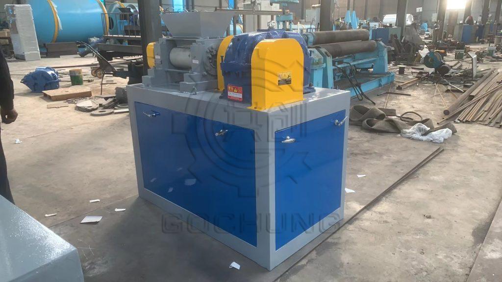 1.5t double roller granulator sent to Korea - Organic fertilizer ...